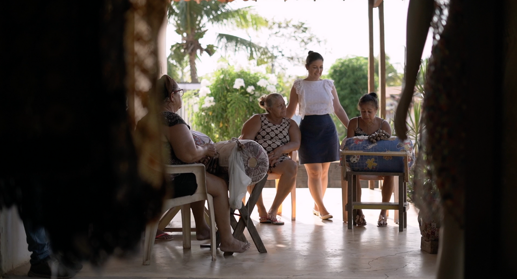 Laura Segall – LauraSegall